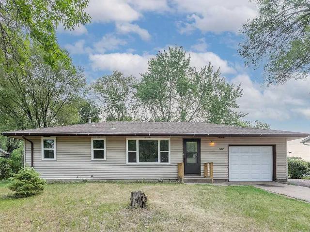 4 Bedroom Home for Rent at 10517 Xavis St Nw, Coon Rapids, MN 55433