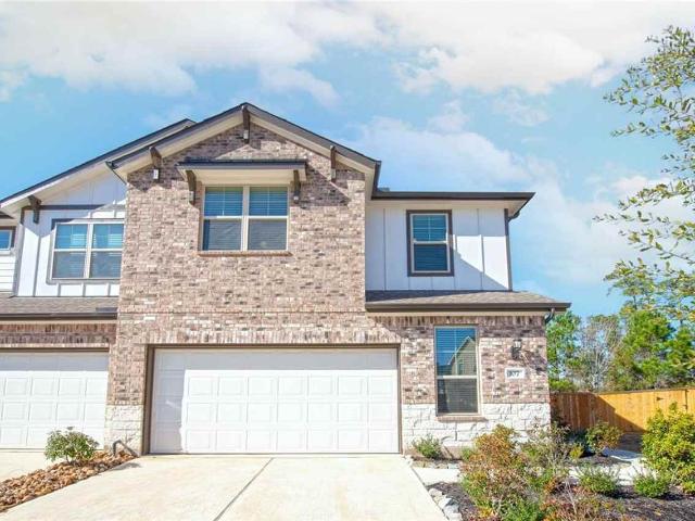 4 Bedroom Home for Rent at 107 Silver Sky Ct, Conroe, TX 77304