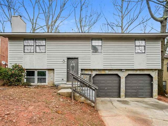 4 Bedroom Home for Rent at 1102 Cherokee Hts, Stone Mountain, GA 30083