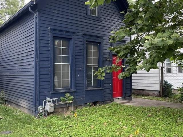 4 Bedroom Home for Rent at 1113 W Delaware St, Evansville, IN 47710 STAR