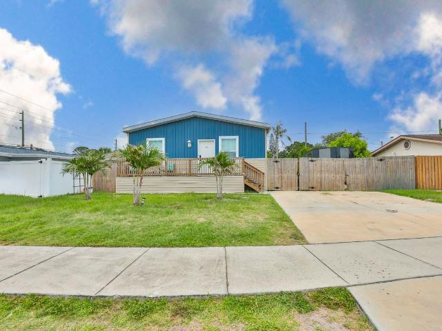 4 Bedroom Home for Rent at 1169 8th Ave Ne, Largo, FL 33770