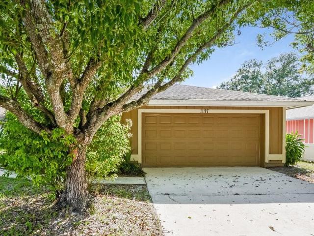 4 Bedroom Home for Rent at 1177 La Mesa Ave, Orlando, FL 32708 Sunrise