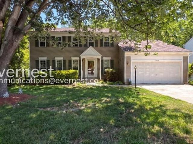 4 Bedroom Home for Rent at 11829 Parliament Dr, Woodbridge, VA 22192