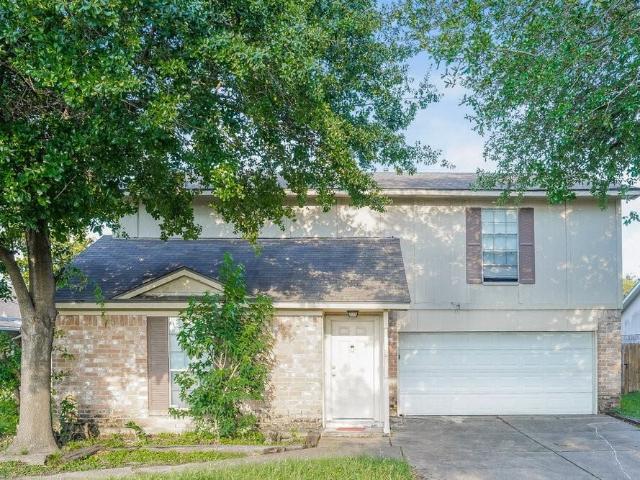 4 Bedroom Home for Rent at 11830 Perry Rd, Houston, TX 77064