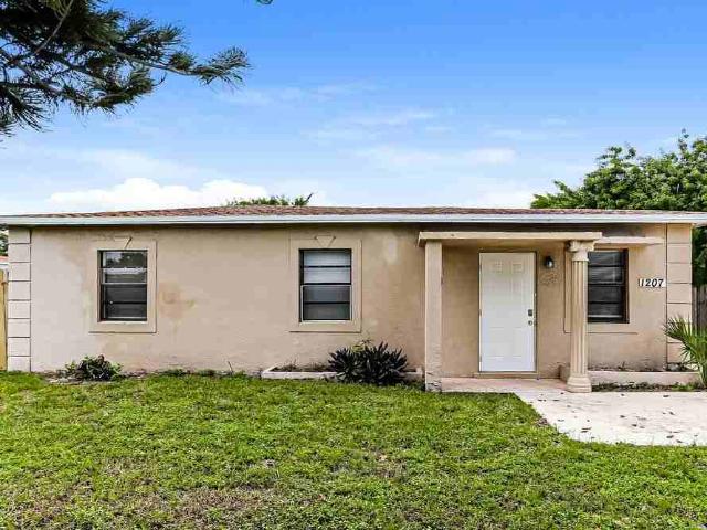4 Bedroom Home for Rent at 1207 Nw 17th Ave, Fort Lauderdale, FL 33311 Lauderdale Manors