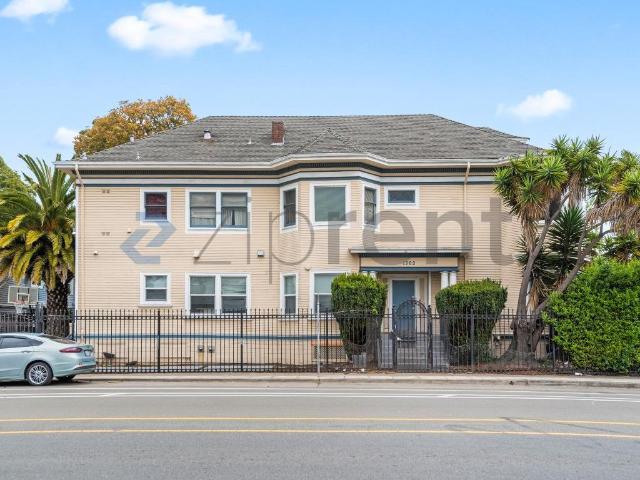 4 Bedroom Home for Rent at 1202 Adeline St, Oakland, CA 94607 Oak Center
