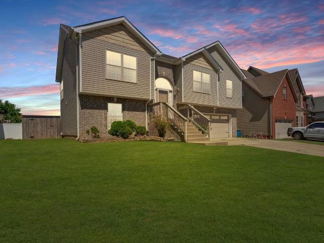 4 Bedroom Home for Rent at 1213 Chinook Cir, Clarksville, TN 37042