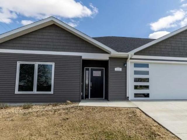 4 Bedroom Home for Rent at 122 Cathy Jean Ct, Waterloo, IA 50701