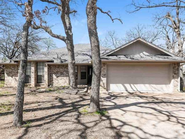 4 Bedroom Home for Rent at 125 Camelot Dr, Weatherford, TX 76086