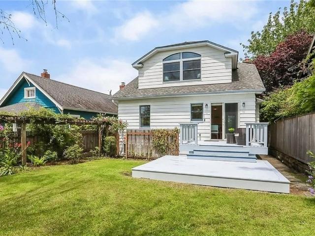 4 Bedroom Home for Rent at 125 Nw 74th St, Seattle, WA 98117 Phinney Ridge
