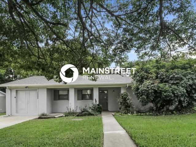 4 Bedroom Home for Rent at 1305 Ridgefield Ave, Ocoee, FL 34761 Brentwood Heights