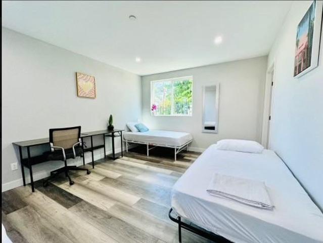 4 Bedroom Home for Rent at 1301 N Kingsley Dr #1, Los Angeles, CA 90027 East Hollywood