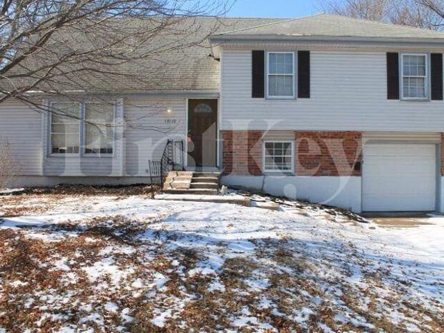 4 Bedroom Home for Rent at 13110 Donnelly Ave, Grandview, MO 64030