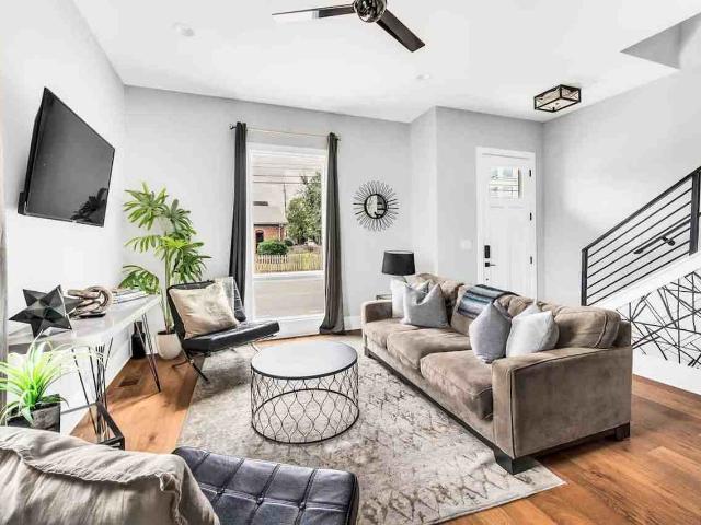 4 Bedroom Home for Rent at 1332 3rd Ave N #1470331P, Nashville, TN 37208 Germantown