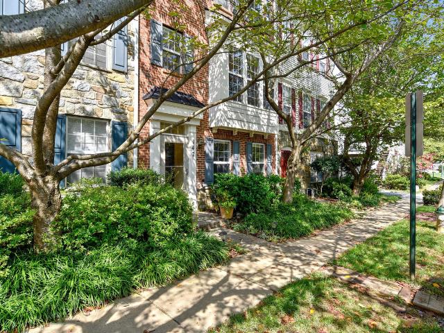 4 Bedroom Home for Rent at 147 Pasture Side Way #1, Rockville, MD 20850