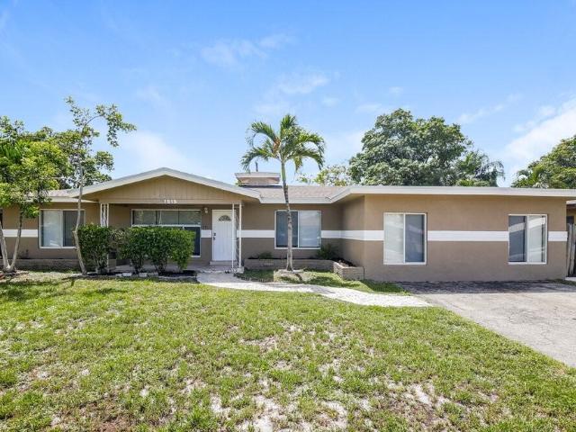 4 Bedroom Home for Rent at 1515 Nw 7th Ter, Fort Lauderdale, FL 33311 South Middle River