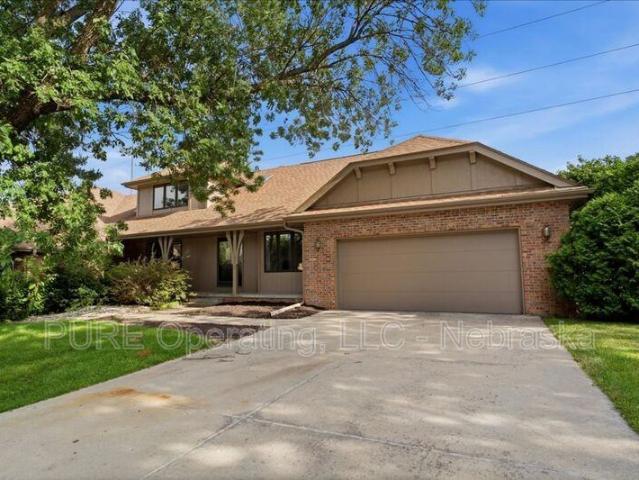 4 Bedroom Home for Rent at 15527 Mason Cir, Omaha, NE 68154 Piedmont Wycliffe
