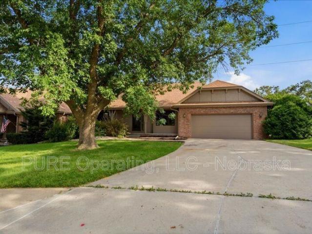 4 Bedroom Home for Rent at 15527 Mason Cir, Omaha, NE 68154 Piedmont Wycliffe