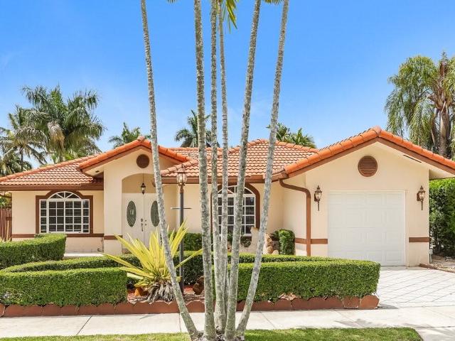 4 Bedroom Home for Rent at 16361 Sw 78th Ter, Miami, FL 33193 Heftler Homes At Lago Mar