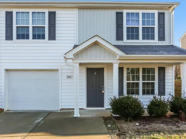 4 Bedroom Home for Rent at 164 Autumn Bluff Cir, Mount Holly, NC 28120