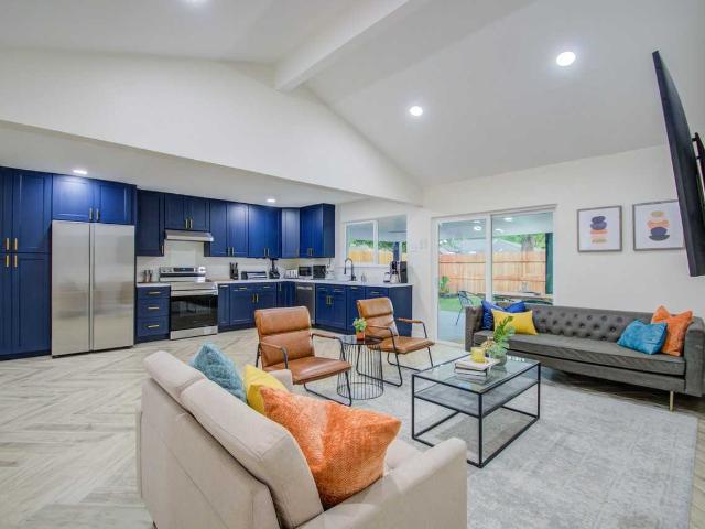4 Bedroom Home for Rent at 16906 Barcelona Dr #NA, Friendswood, TX 77546