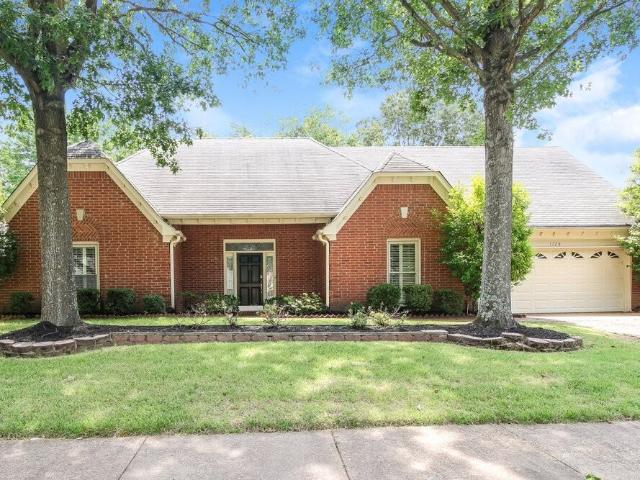 4 Bedroom Home for Rent at 1728 Edgeburg Ln, Cordova, TN 38016