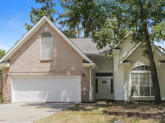 4 Bedroom Home for Rent at 1729 Fay Dr, Conroe, TX 77301