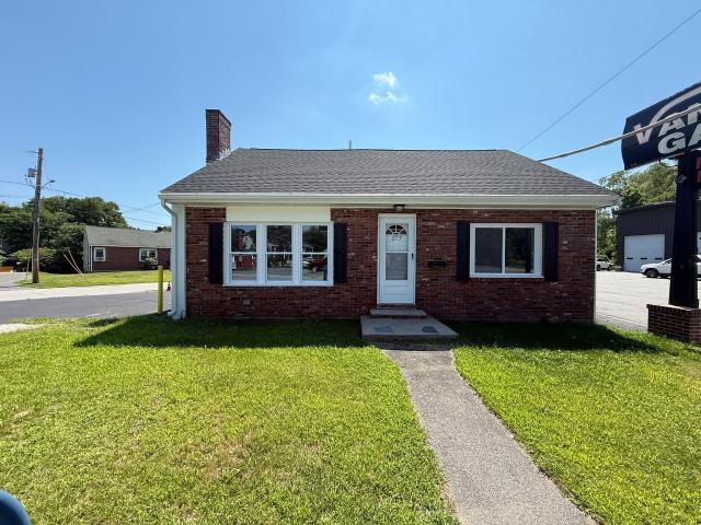 4 Bedroom Home for Rent at 177 Swan St, Methuen, MA 01844