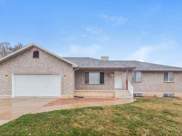 4 Bedroom Home for Rent at 1847 Nw, Clearfield, UT 84015 Clearfield