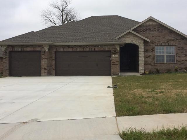 4 Bedroom Home for Rent at 1935 N Pavilion Pl, Strafford, MO 65757