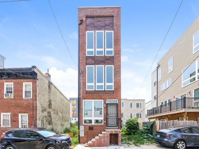 4 Bedroom Home for Rent at 1958 N Darien St, Philadelphia, PA 19122 North Philadelphia East