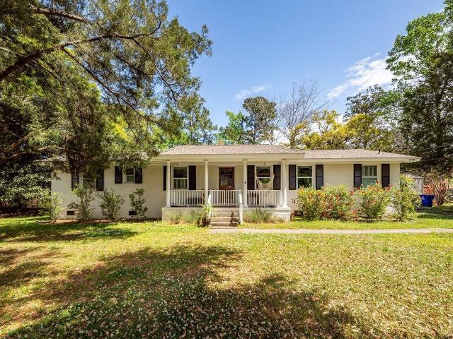 4 Bedroom Home for Rent at 2045 Lake Ave, Charleston, SC 29414