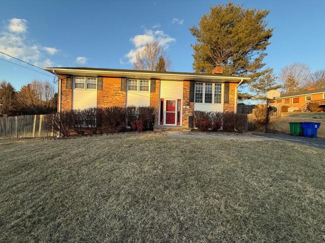 4 Bedroom Home for Rent at 20 Windy Hill Ln, Christiansburg, VA 24073