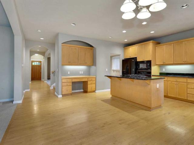 4 Bedroom Home for Rent at 21114 Nw Galice Ln, Oak Hills, OR 97229 Sommerset West Elmonica North