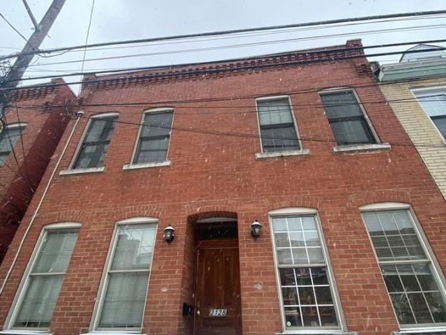 4 Bedroom Home for Rent at 2128 Carey Way, Pittsburgh, PA 15203 Southside Flats