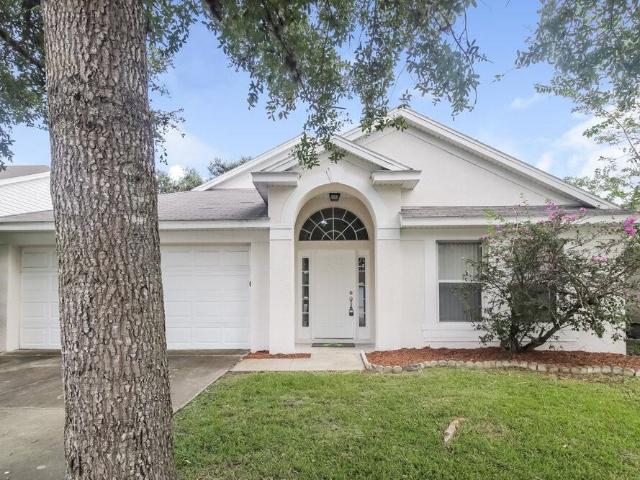 4 Bedroom Home for Rent at 2131 Colonial Woods Blvd, Orlando, FL 32826