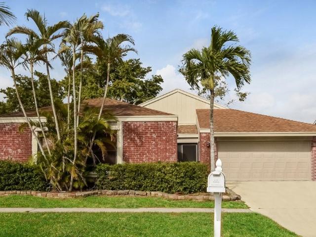 4 Bedroom Home for Rent at 21428 Summertrace Cir, Boca Raton, FL 33428