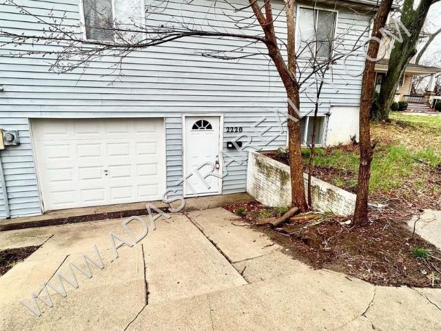 4 Bedroom Home for Rent at 2220 S Vermont Ave, Independence, MO 64052 Procter