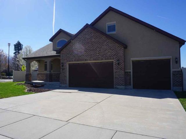 4 Bedroom Home for Rent at 222 E Belle Glenn Cir, Sandy, UT 84070