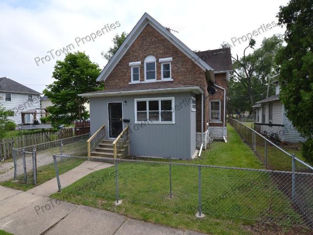 4 Bedroom Home for Rent at 224 Lincoln Street, Joliet, IL 60433