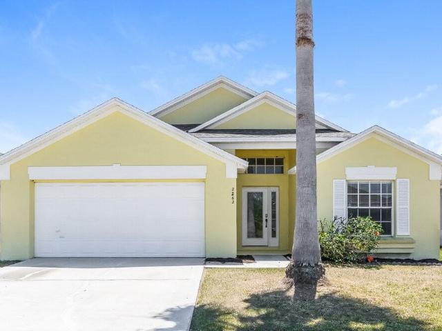 4 Bedroom Home for Rent at 2262 Mallard Creek Cir, Kissimmee, FL 34743 Lakeside Estates