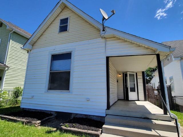4 Bedroom Home for Rent at 237 Eastern Ave, Indianapolis, IN 46201 Near Eastside