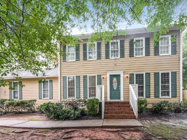 4 Bedroom Home for Rent at 2481 Meadowglen Trl, Snellville, GA 30078