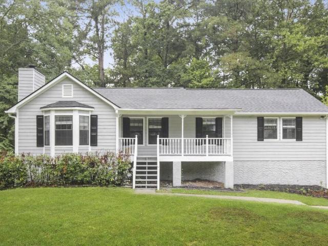 4 Bedroom Home for Rent at 2690 Deerfield Cir Sw, Atlanta, GA 30064 Horseshoe Bend