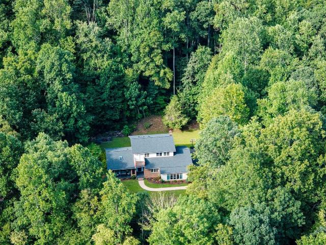 4 Bedroom Home for Rent at 26 Indian Knob Rd, Asheville, NC 28803