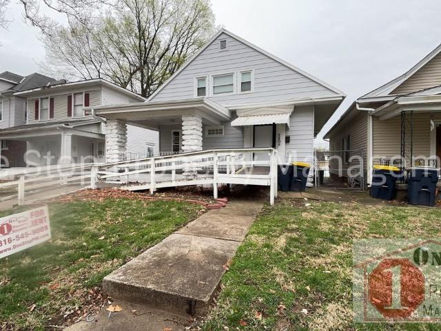4 Bedroom Home for Rent at 2805 E 33rd St, Kansas City, MO 64128 Oak Park Northwest
