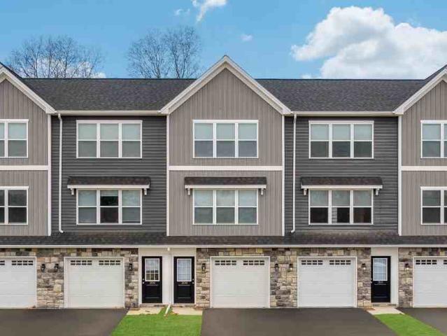 4 Bedroom Home for Rent at 305 Sruthi Dr, Mechanicsburg, PA 17050