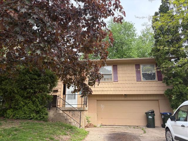 4 Bedroom Home for Rent at 3062 Muscatine Ave, Iowa City, IA 52240 Lucas