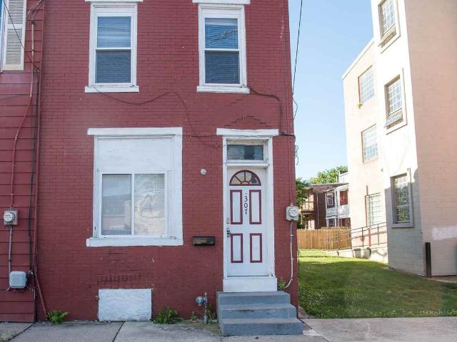 4 Bedroom Home for Rent at 307 Muench St, Harrisburg, PA 17102