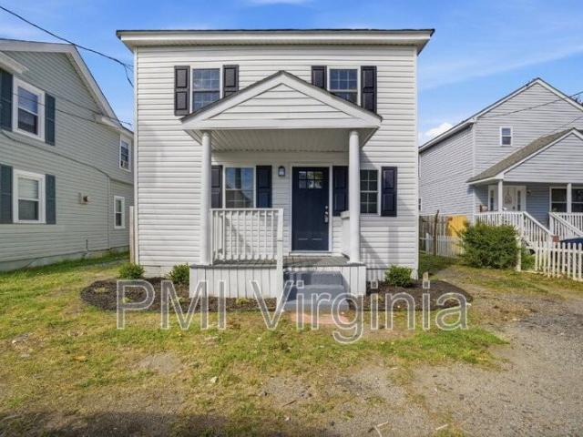 4 Bedroom Home for Rent at 307 N 4th St, Suffolk, VA 23434